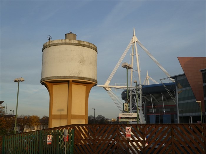 Cardiff – The Boom Years – Cardiff Capers